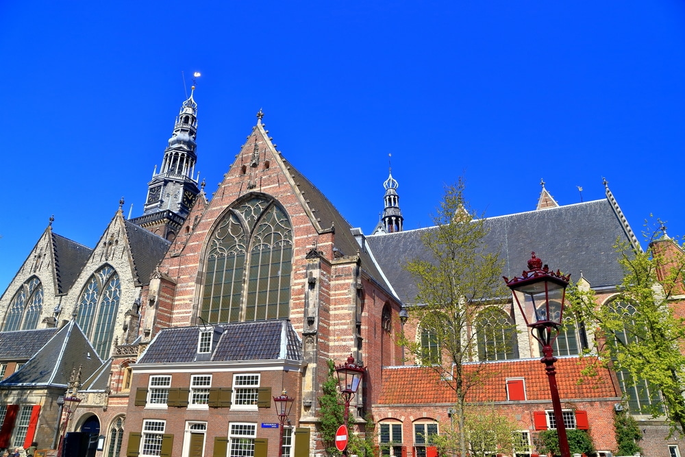 Oude Kerk | Travel Guide